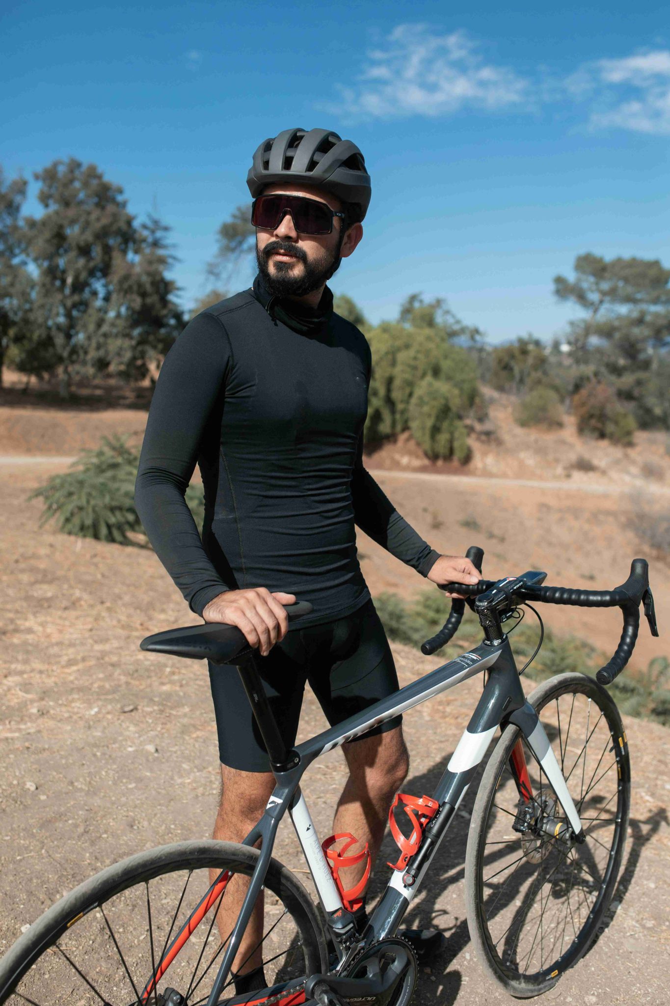 What size road bike for a 6-foot man? Find the Right bike Match